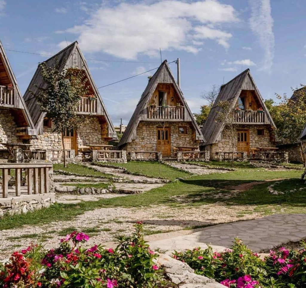 Tamo gdje priroda caruje: Vodimo vas u eko selo Nevidio! | Share Montenegro