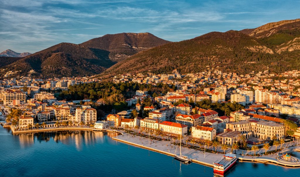 Program za pamćenje: TO Tivat donosi kalendar događaja za 2025. | Share ...